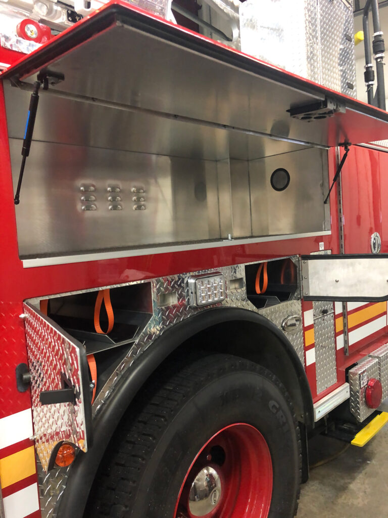 Hartford, CT – E-One Aerial Ladder – Greenwood Emergency Vehicles, LLC