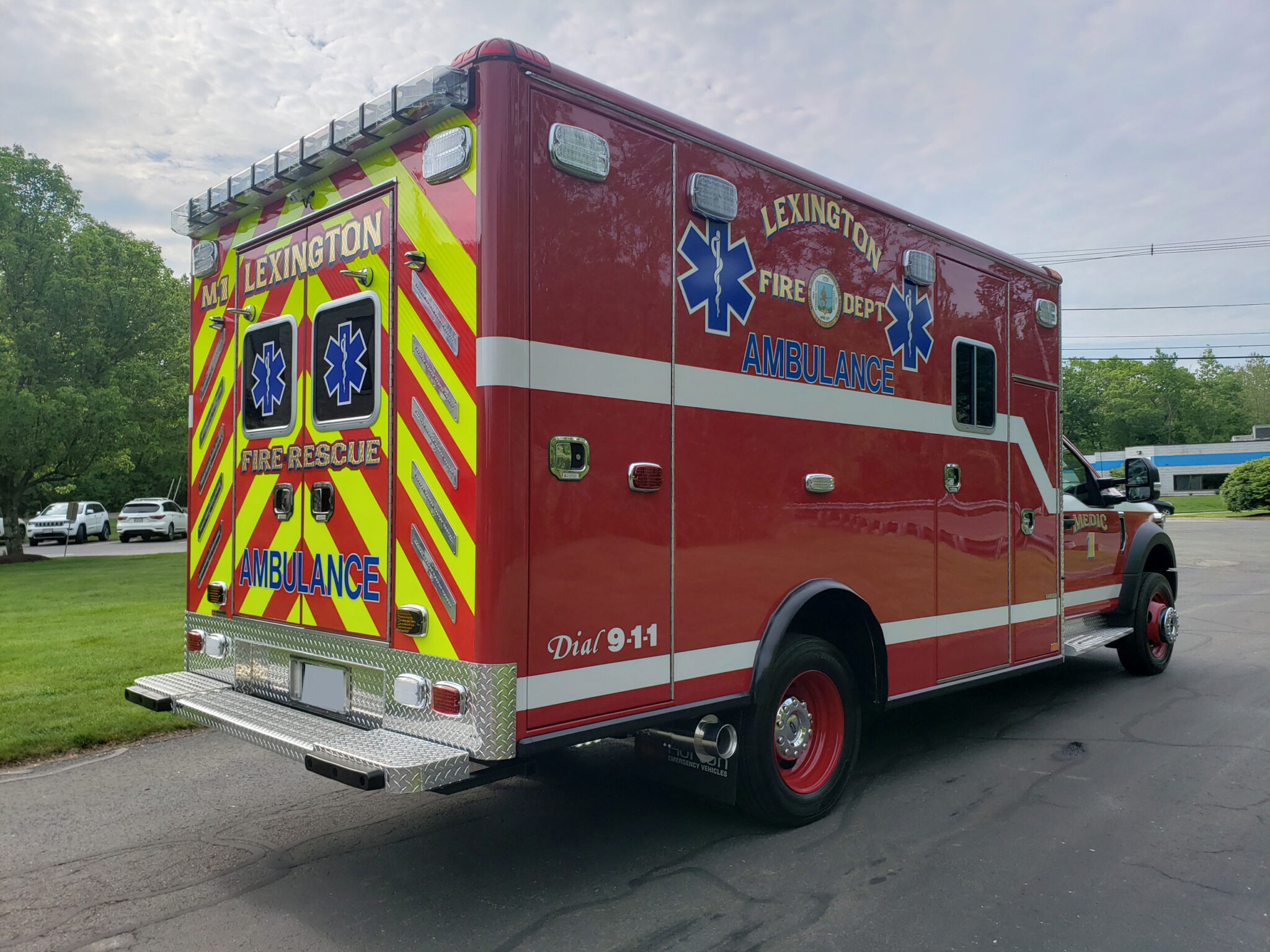 Lexington, MA – Horton | Ford F550 Type I Ambulance