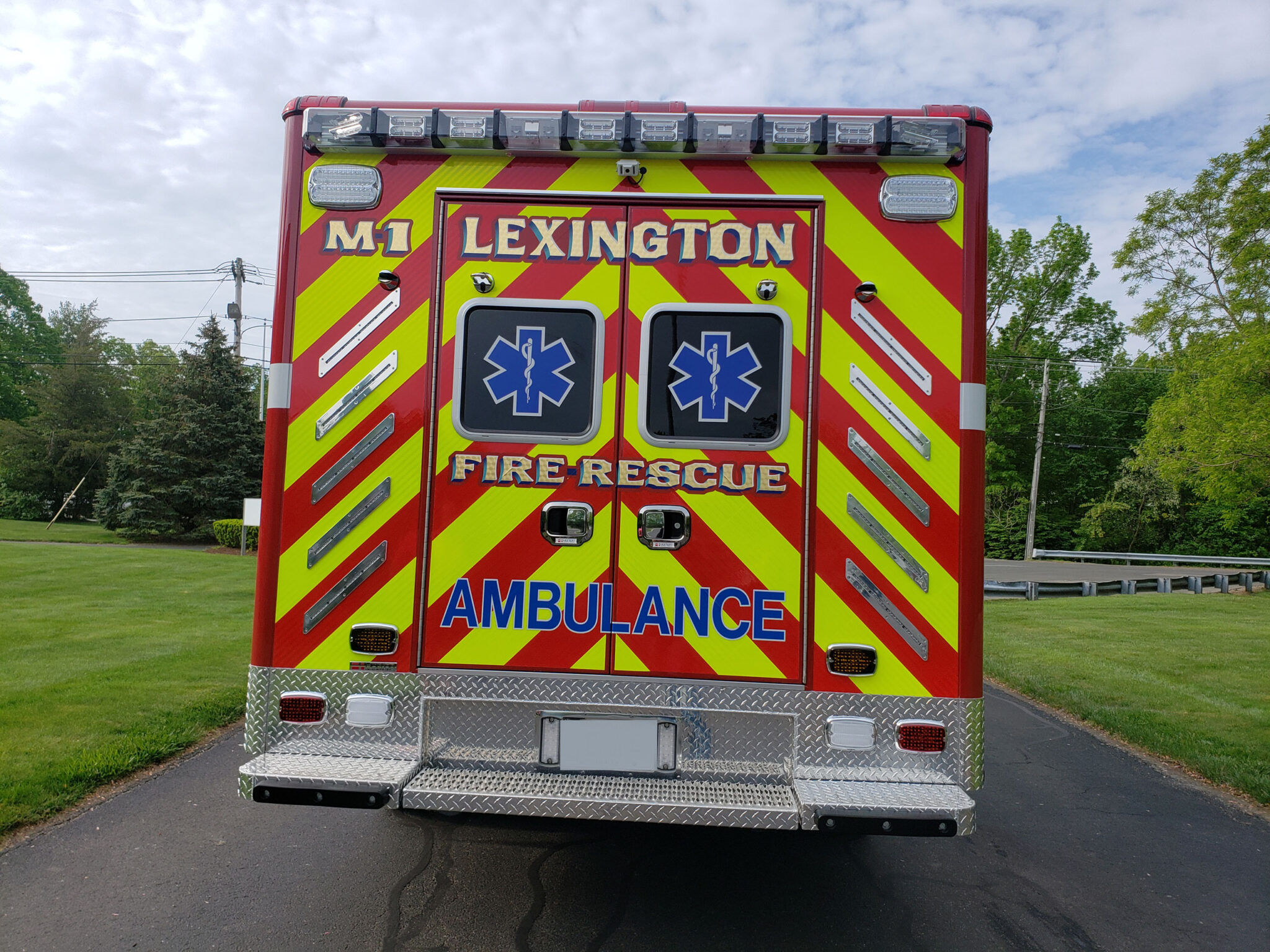 Lexington, MA – Horton | Ford F550 Type I Ambulance