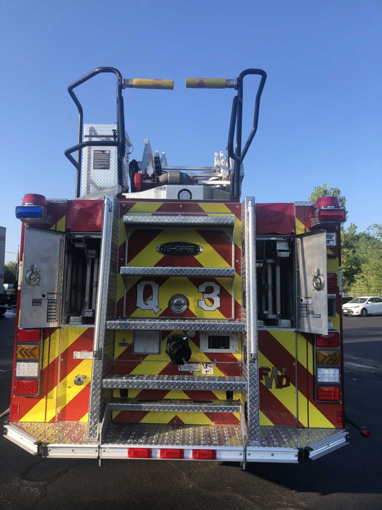 Wellesley, MA – E-One HP75 Quint