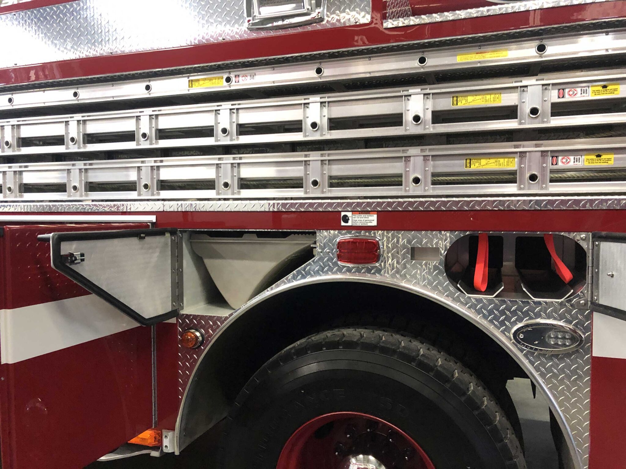 Boston, MA – (2) E-One 100' Ladders