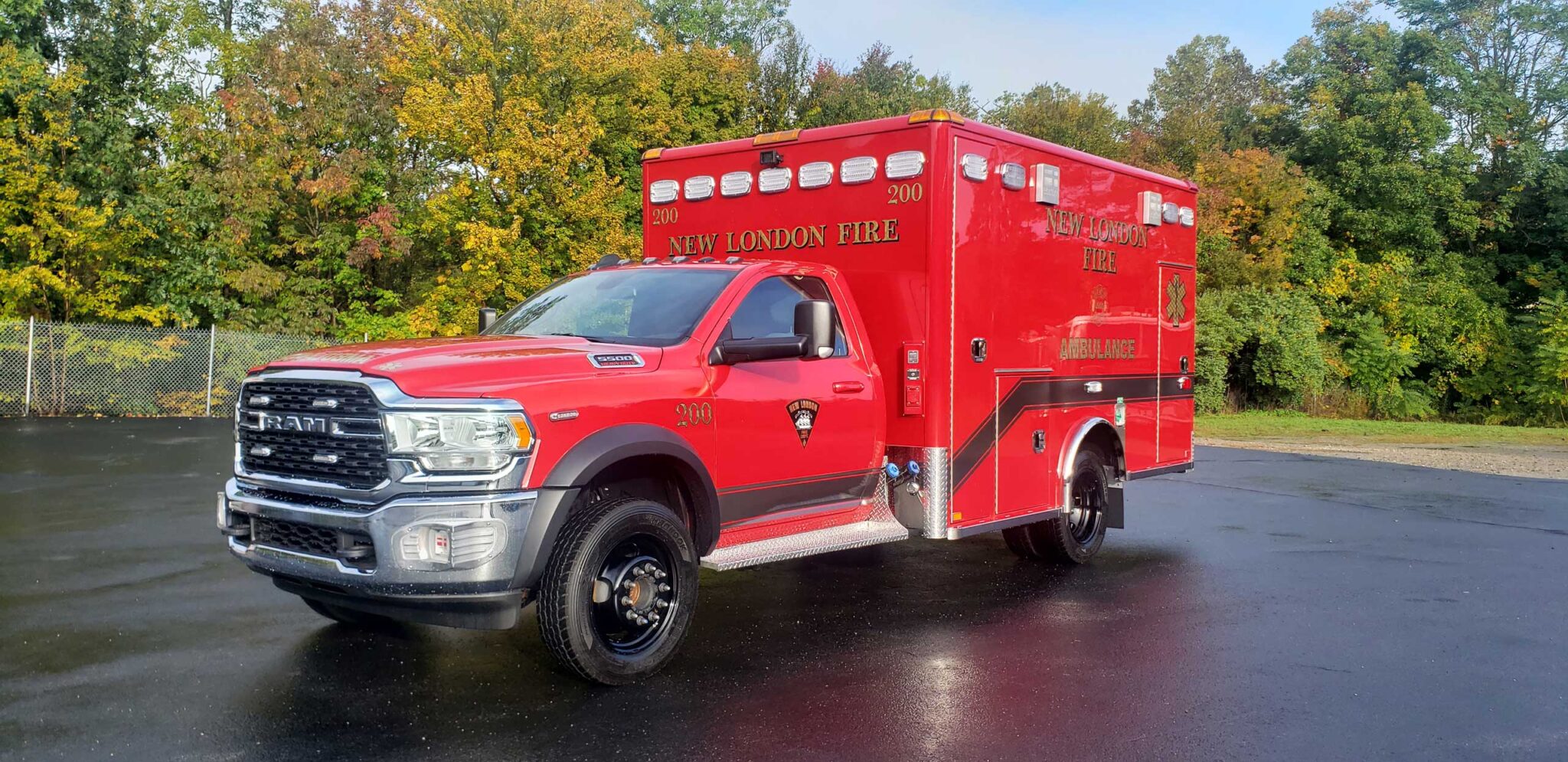 New London, CT – Horton / Dodge 5500 Type I Ambulance