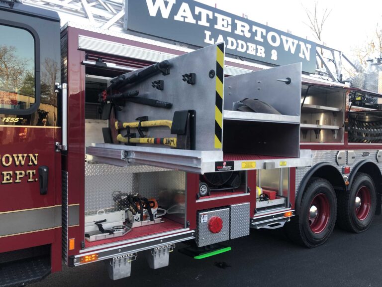 Compartment / Interior Photos: