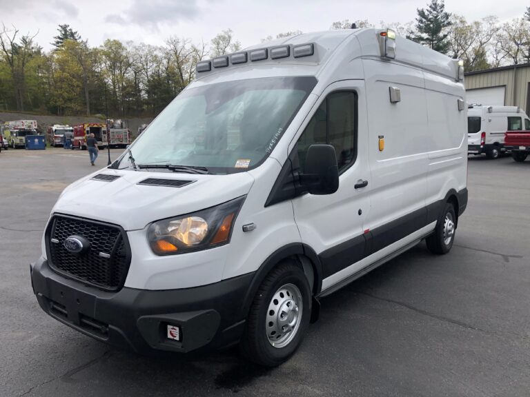 Wheeled Coach / Ford Type II Transit Stock Unit – WC#600305