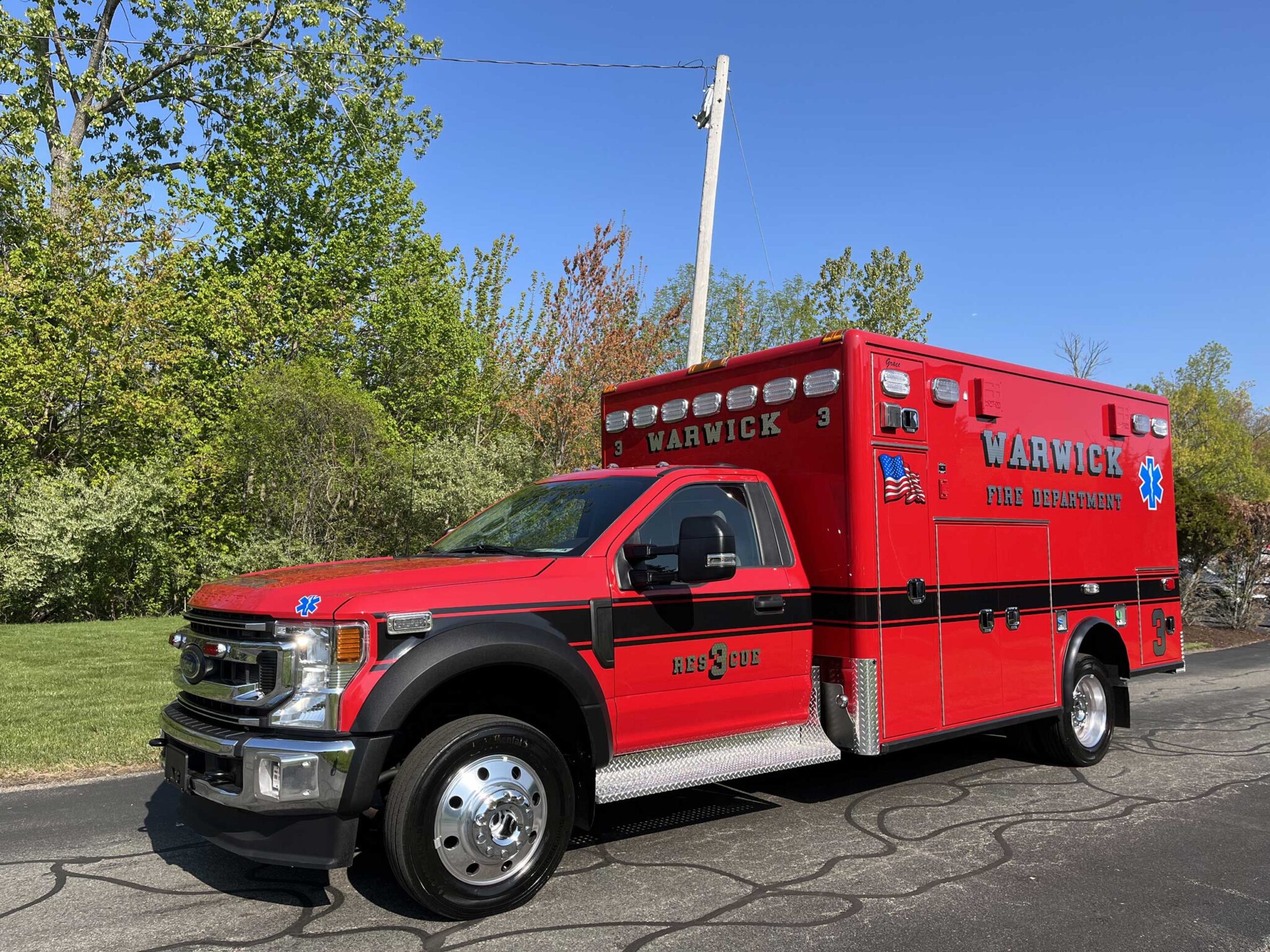Warwick, RI – Horton / Ford F550 Type I Ambulance